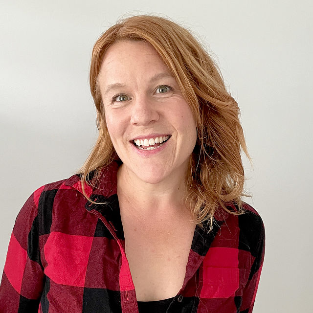 DIY Hot Sauce Class & Heirloom Chili Peppers | Uncommon Goods