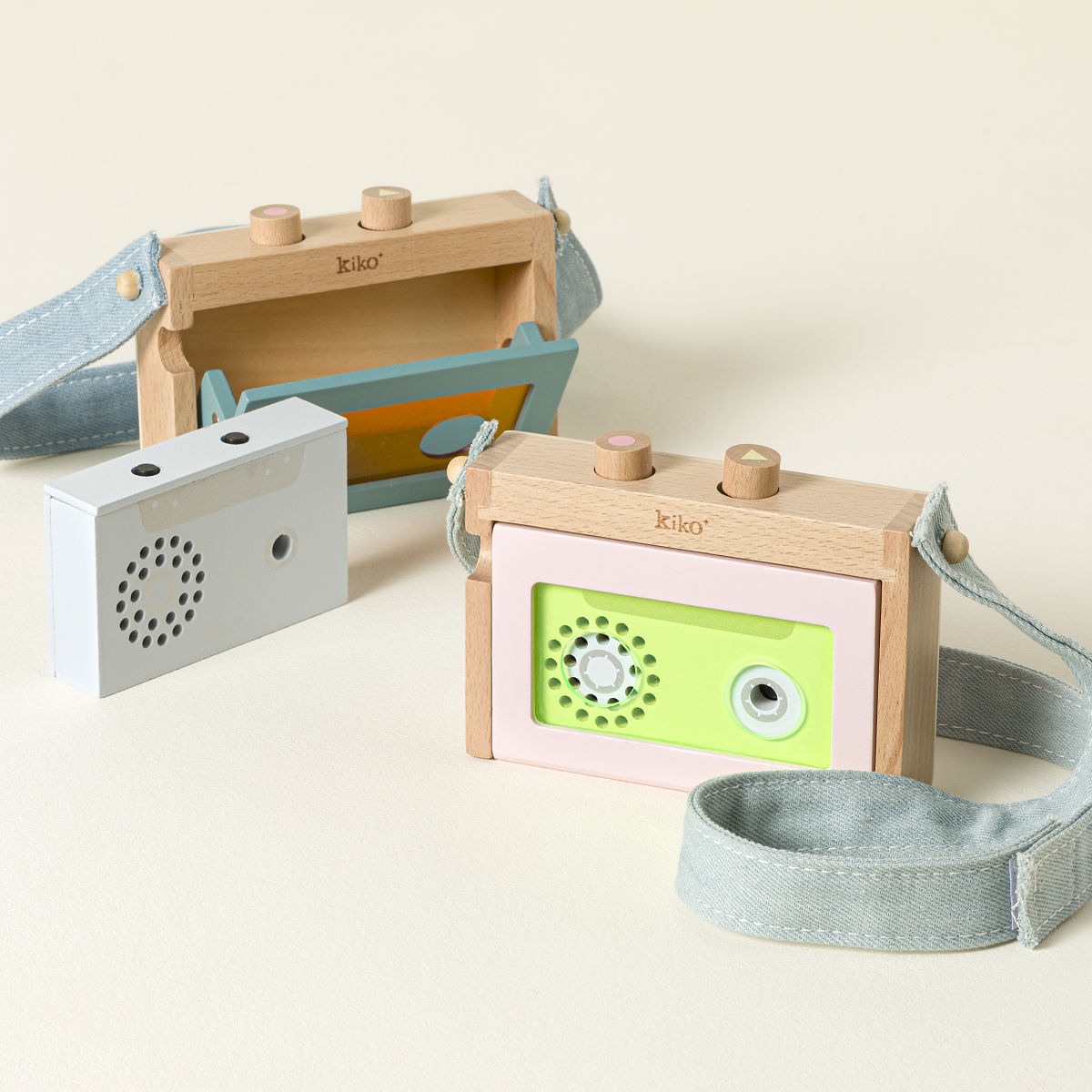 Uncommon Goods | Pink - Minute Mixtape Mini Tape Recorder | Kids tape ...
