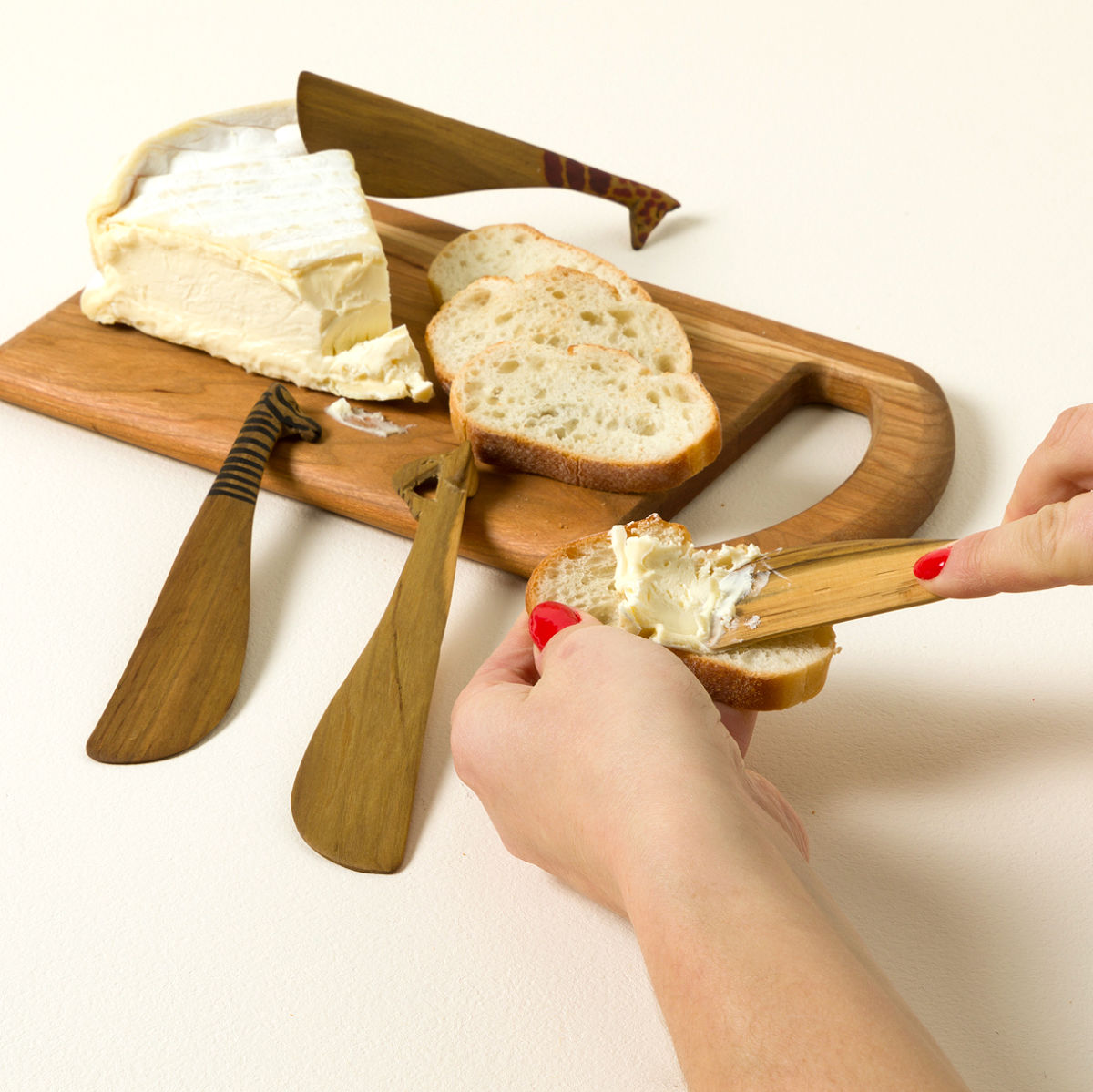 Uncommon Goods | Safari Spreading Knives – Set of 4 | Butter Spreader