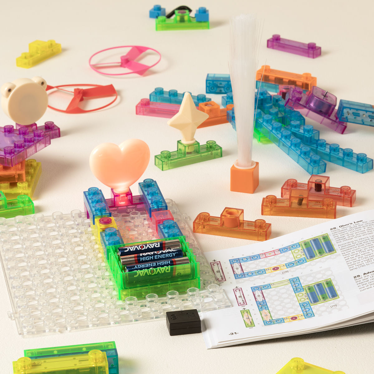 Uncommon Goods | 395 Circuit Coding Light & Motion Projects | STEM toys