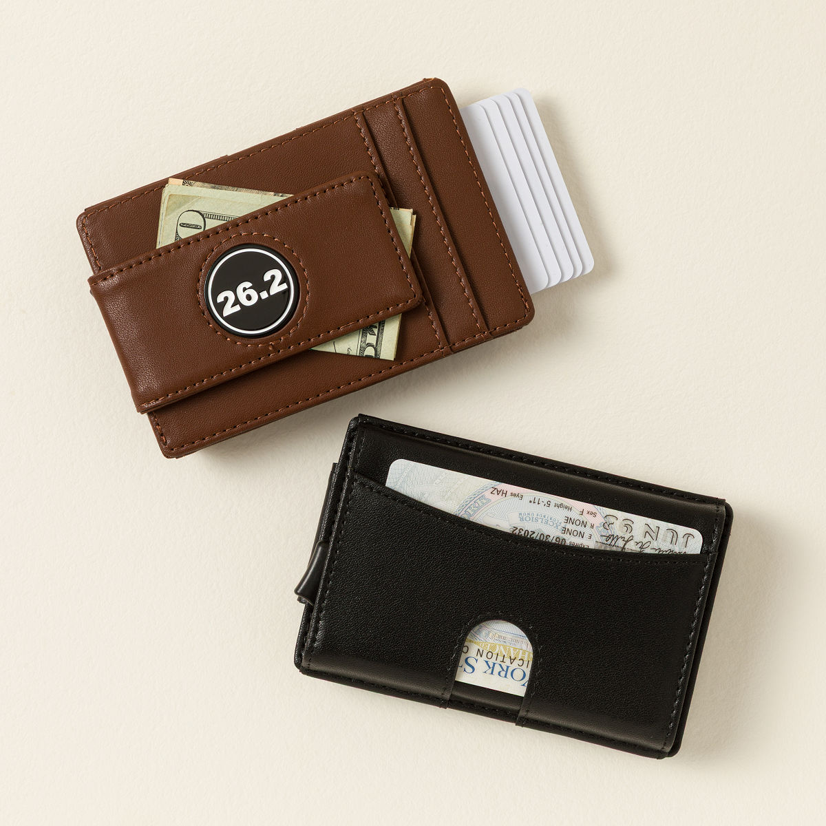 Uncommon Goods | Marathon Runner's Wallet | pop-up wallet